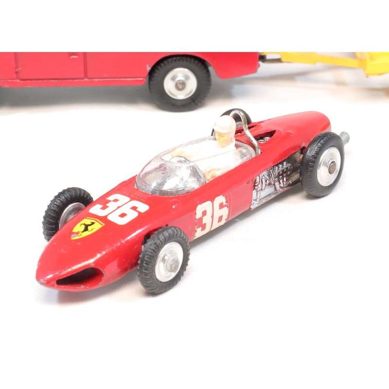 Corgi Toys GS-17 Landrover 438 & Ferrari F1 154
