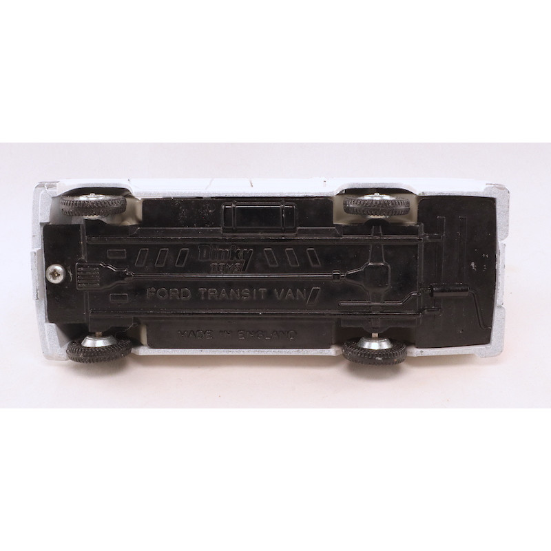 Dinky Toys 272 Ford Transit Type 2 Police