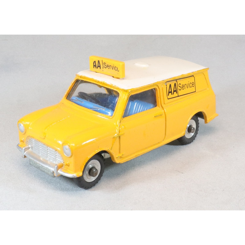 Dinky Toys 274 Mini Van A.A. Service